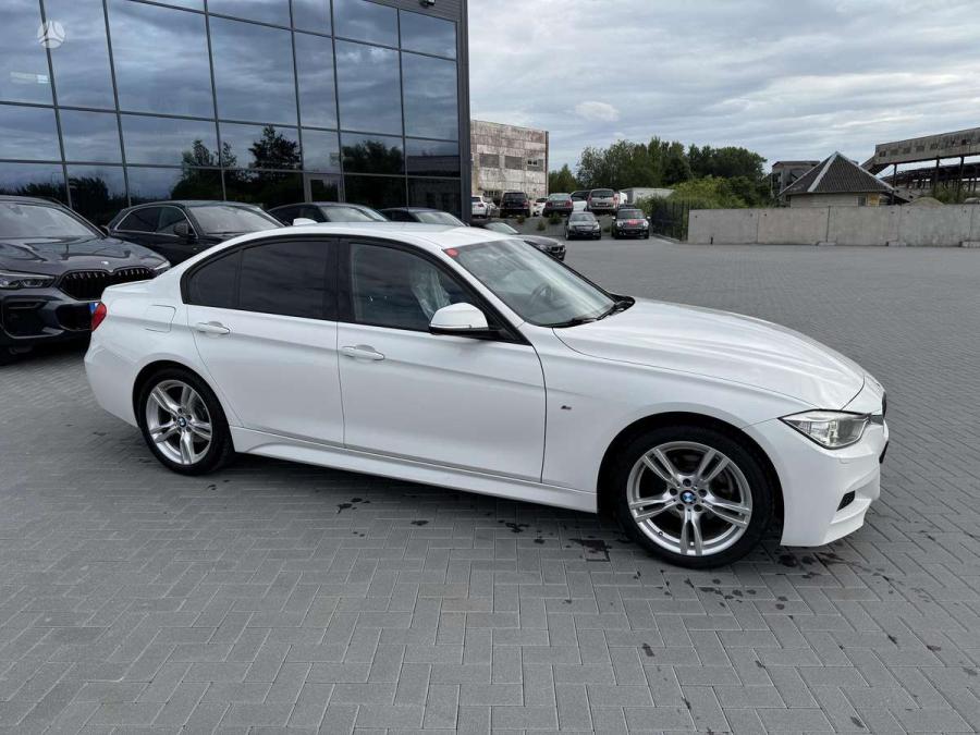 Balts BMW 318 2012 Telšiai, ar dzinēja tilpumu 2.00 L un nobraukumu 251 tūkst. km par 9700 €, foto 9 vietnē AUTOMOTO.COM.LV