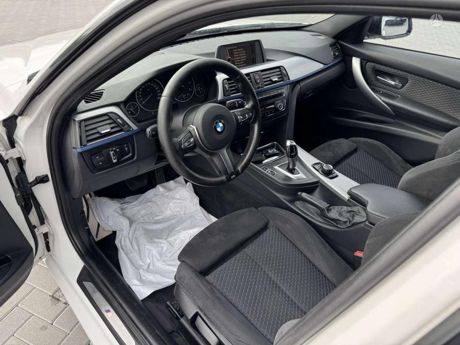 Balts BMW 318 2012 Telšiai, ar dzinēja tilpumu 2.00 L un nobraukumu 251 tūkst. km par 9700 €, foto 18 vietnē AUTOMOTO.COM.LV