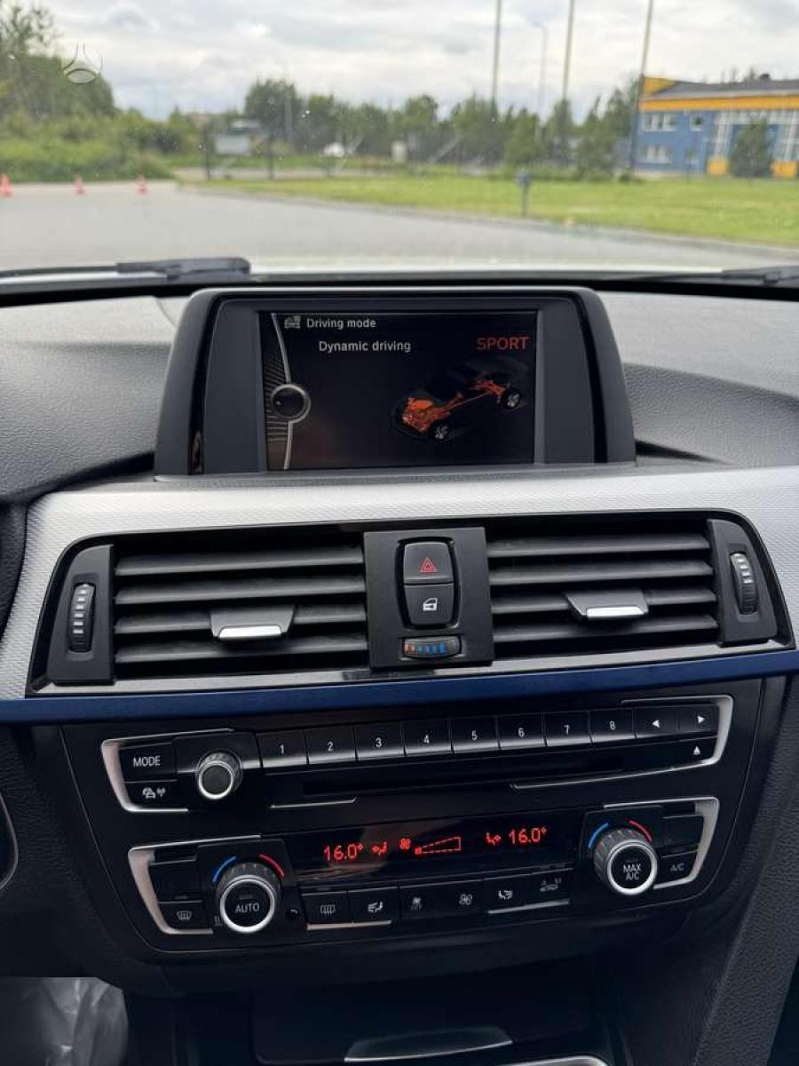 Balts BMW 318 2012 Telšiai, ar dzinēja tilpumu 2.00 L un nobraukumu 251 tūkst. km par 9700 €, foto 27 vietnē AUTOMOTO.COM.LV