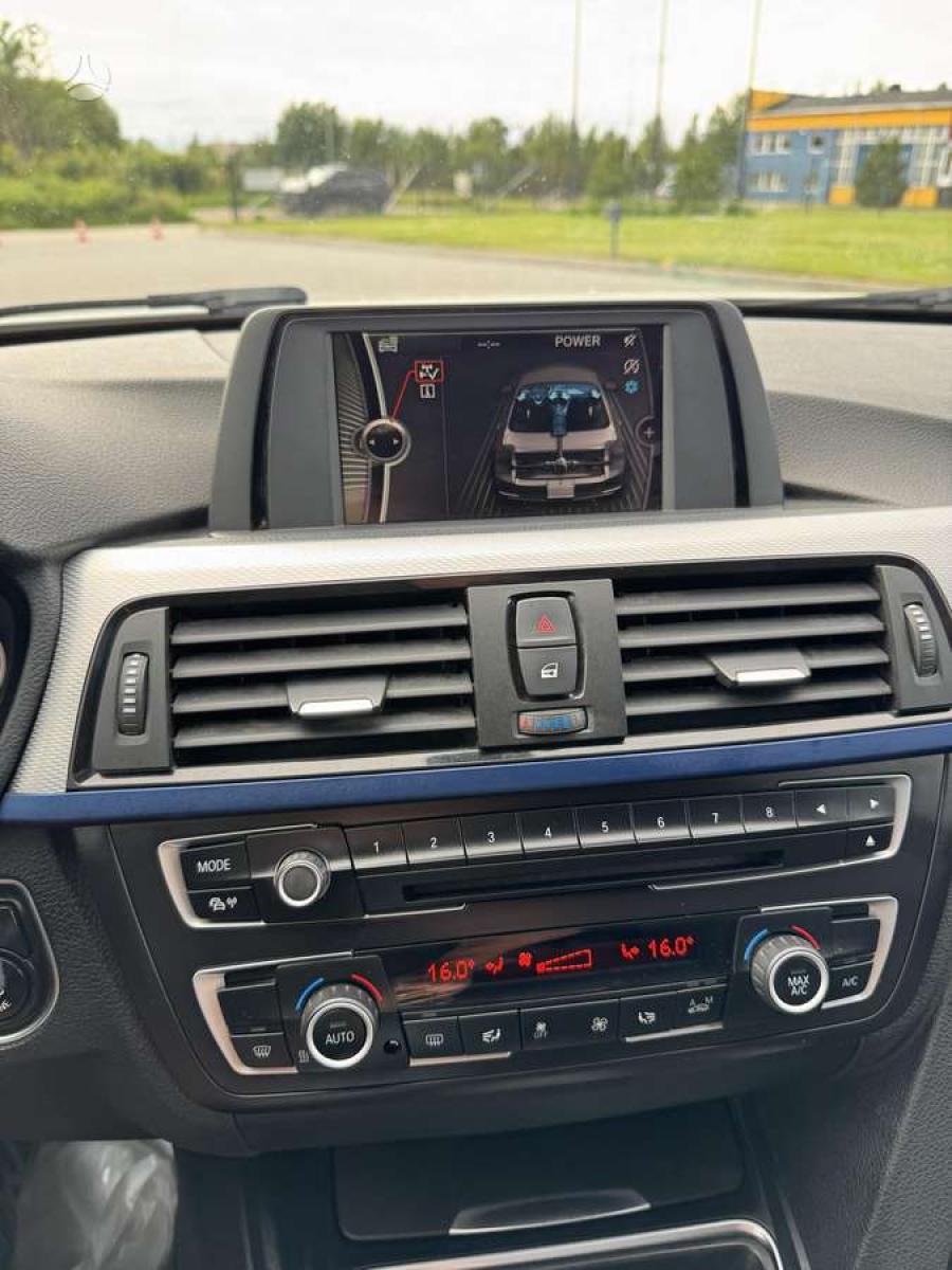 Balts BMW 318 2012 Telšiai, ar dzinēja tilpumu 2.00 L un nobraukumu 251 tūkst. km par 9700 €, foto 32 vietnē AUTOMOTO.COM.LV