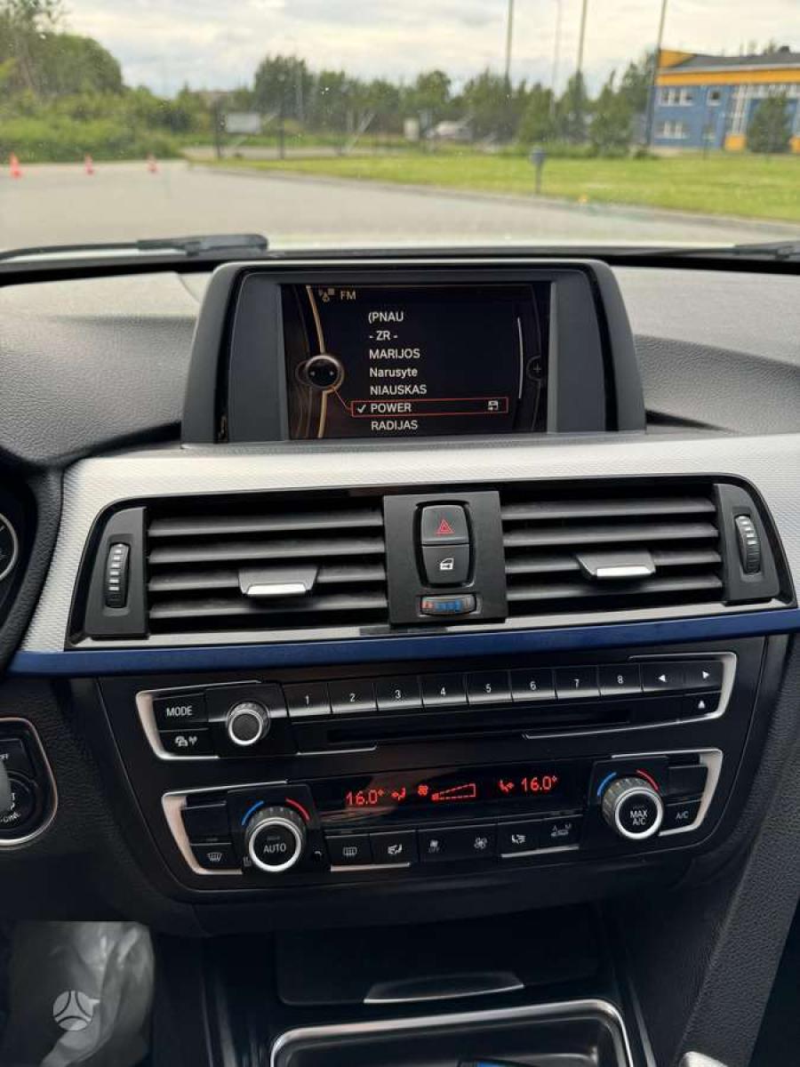 Balts BMW 318 2012 Telšiai, ar dzinēja tilpumu 2.00 L un nobraukumu 251 tūkst. km par 9700 €, foto 38 vietnē AUTOMOTO.COM.LV