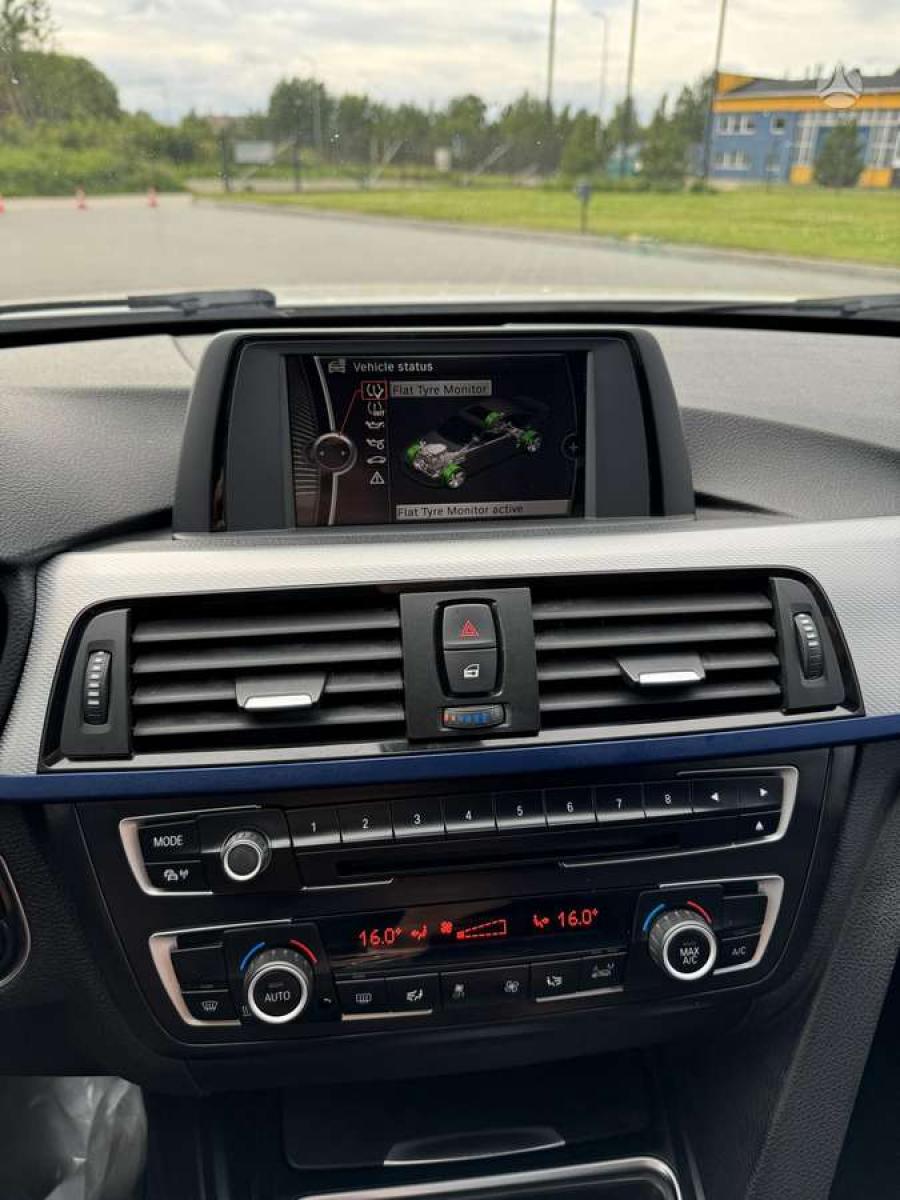 Balts BMW 318 2012 Telšiai, ar dzinēja tilpumu 2.00 L un nobraukumu 251 tūkst. km par 9700 €, foto 40 vietnē AUTOMOTO.COM.LV