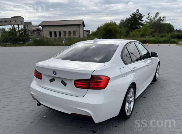 White BMW 318 2012 in Telschi, with an engine capacity of 2.00 L and mileage of 250 thousand km for 9690 €, photo 6 on AUTOMOTO.COM.LV
