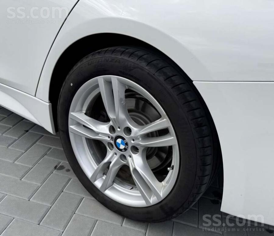 Balts BMW 318 2012 Telšiai, ar dzinēja tilpumu 2.00 L un nobraukumu 250 tūkst. km par 9690 €, foto 23 vietnē AUTOMOTO.COM.LV
