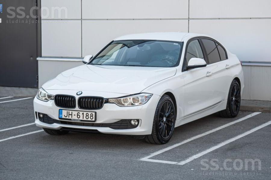 White BMW 318 2013 in Riga, with an engine capacity of 2.00 L and mileage of 231 thousand km for 9500 €, photo 1 on AUTOMOTO.COM.LV