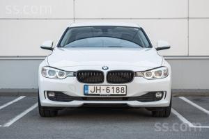 White BMW 318 2013 in Riga, with an engine capacity of 2.00 L and mileage of 231 thousand km for 9500 €, photo 3 on AUTOMOTO.COM.LV