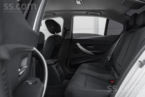 White BMW 318 2013 in Riga, with an engine capacity of 2.00 L and mileage of 231 thousand km for 9500 €, photo 11 on AUTOMOTO.COM.LV
