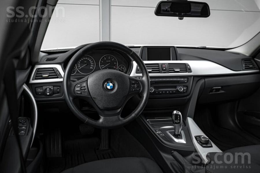 White BMW 318 2013 in Riga, with an engine capacity of 2.00 L and mileage of 231 thousand km for 9500 €, photo 16 on AUTOMOTO.COM.LV