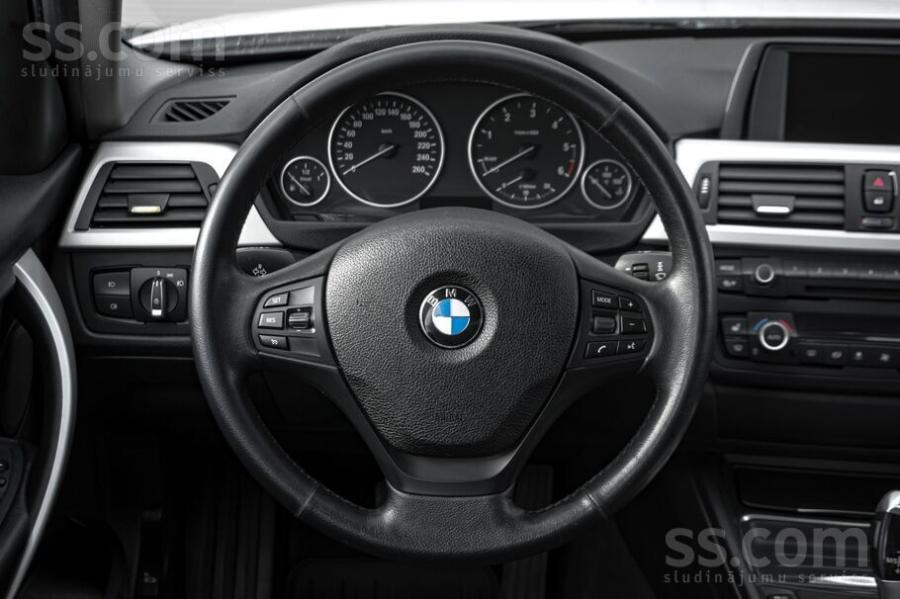 White BMW 318 2013 in Riga, with an engine capacity of 2.00 L and mileage of 231 thousand km for 9500 €, photo 22 on AUTOMOTO.COM.LV