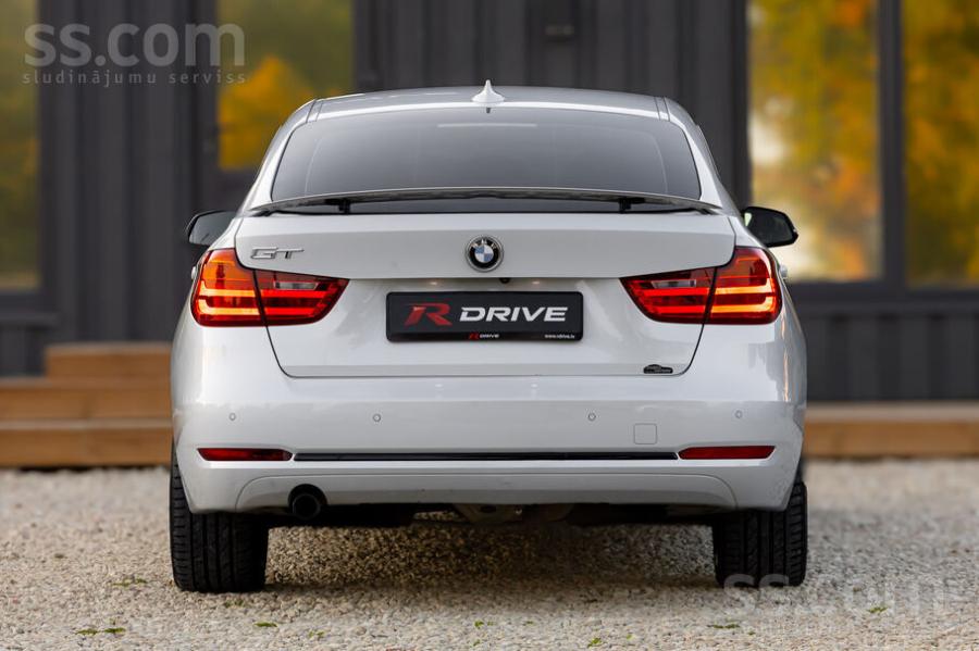 White BMW 318 2013 in Jelgava, with an engine capacity of 2.00 L and mileage of 282 thousand km for 9900 €, photo 7 on AUTOMOTO.COM.LV