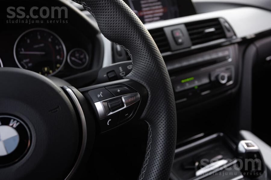 White BMW 318 2013 in Jelgava, with an engine capacity of 2.00 L and mileage of 282 thousand km for 9900 €, photo 21 on AUTOMOTO.COM.LV