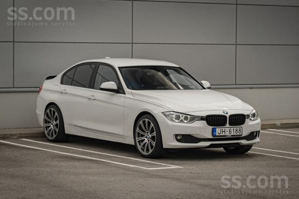 BMW 318 2013 in Riga on AUTOMOTO.COM.LV White BMW 318 2013 in Riga, with an engine capacity of 2.00 L and mileage of 231 thousand km for 8500 €, photo 4 on AUTOMOTO.COM.LV