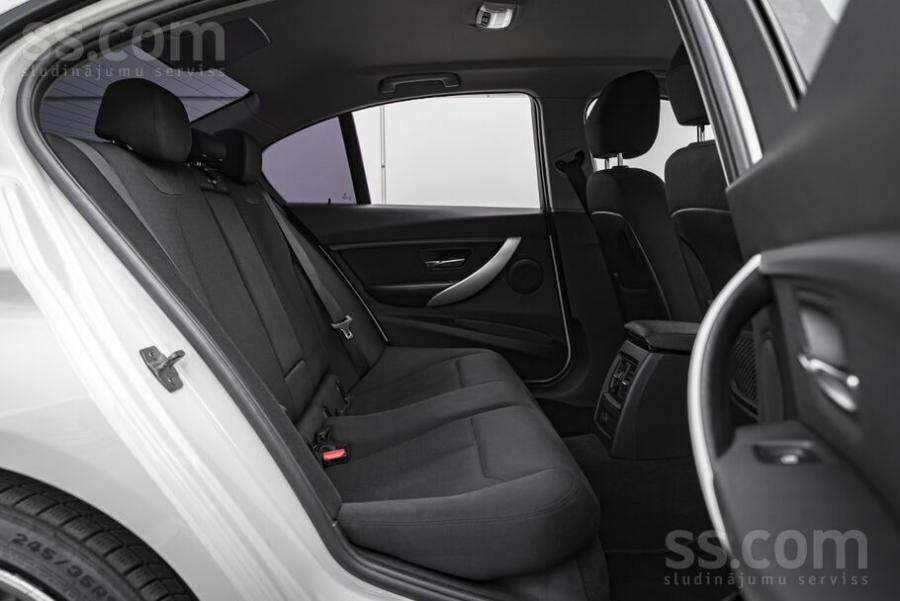 Balts BMW 318 2013 Rīga, ar dzinēja tilpumu 2.00 L un nobraukumu 231 tūkst. km par 8500 €, foto 11 vietnē AUTOMOTO.COM.LV