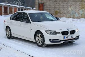 White BMW 318 2014 in Balvi, with an engine capacity of 2.00 L and mileage of 410 thousand km for 7999 €, photo 3 on AUTOMOTO.COM.LV