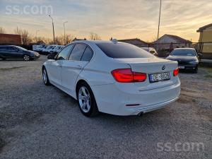 White BMW 318 2015 in Liepaja, with an engine capacity of 2.00 L and mileage of 348 thousand km for 7990 €, photo 7 on AUTOMOTO.COM.LV