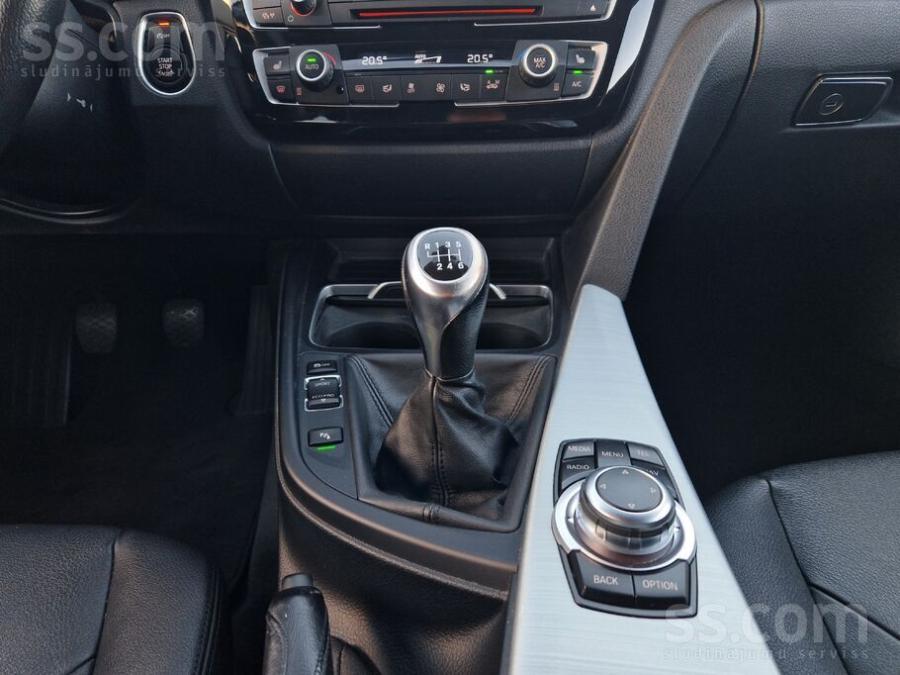 White BMW 318 2015 in Liepaja, with an engine capacity of 2.00 L and mileage of 348 thousand km for 7990 €, photo 17 on AUTOMOTO.COM.LV