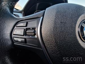 White BMW 318 2015 in Liepaja, with an engine capacity of 2.00 L and mileage of 348 thousand km for 7990 €, photo 28 on AUTOMOTO.COM.LV