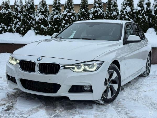 White BMW 318 2016 in Utena, with an engine capacity of 2.00 L and mileage of 270 thousand km for 12300 €, photo 3 on AUTOMOTO.COM.LV