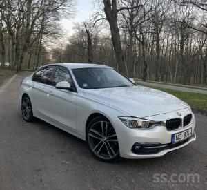 White BMW 318 2017 in Liepaja, with an engine capacity of 2.00 L and mileage of 205 thousand km for 14700 €, photo 4 on AUTOMOTO.COM.LV