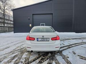 White BMW 318 2017 in Kaunas, with an engine capacity of 1.50 L and mileage of 128 thousand km for 6500 €, photo 7 on AUTOMOTO.COM.LV