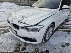 White BMW 318 2017 in Kaunas, with an engine capacity of 1.50 L and mileage of 128 thousand km for 6500 €, photo 11 on AUTOMOTO.COM.LV