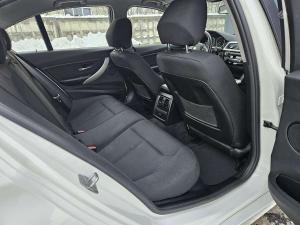 White BMW 318 2017 in Kaunas, with an engine capacity of 1.50 L and mileage of 128 thousand km for 6500 €, photo 19 on AUTOMOTO.COM.LV