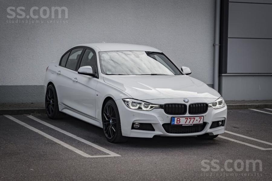 White BMW 318 2017 in Riga, with an engine capacity of 2.00 L and mileage of 166 thousand km for 17500 €, photo 4 on AUTOMOTO.COM.LV