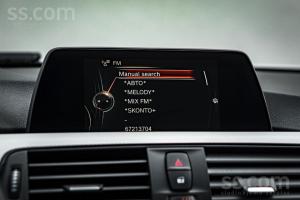 White BMW 318 2017 in Riga, with an engine capacity of 2.00 L and mileage of 166 thousand km for 17500 €, photo 23 on AUTOMOTO.COM.LV