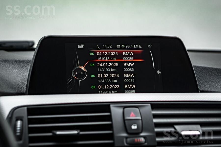 White BMW 318 2017 in Riga, with an engine capacity of 2.00 L and mileage of 166 thousand km for 17500 €, photo 28 on AUTOMOTO.COM.LV