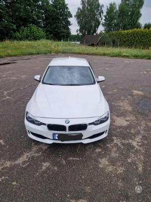 Balts BMW 318 2017 Trakai, ar dzinēja tilpumu 1.50 L un nobraukumu 128 tūkst. km par 12500 €, foto 3 vietnē AUTOMOTO.COM.LV