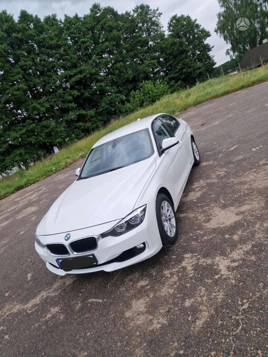 Balts BMW 318 2017 Trakai, ar dzinēja tilpumu 1.50 L un nobraukumu 128 tūkst. km par 12500 €, foto 4 vietnē AUTOMOTO.COM.LV