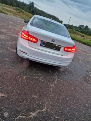 Balts BMW 318 2017 Trakai, ar dzinēja tilpumu 1.50 L un nobraukumu 128 tūkst. km par 12500 €, foto 13 vietnē AUTOMOTO.COM.LV