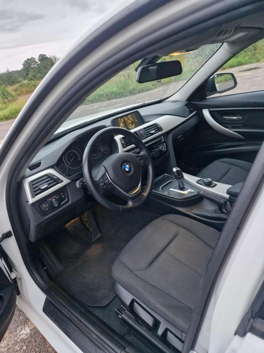 Balts BMW 318 2017 Trakai, ar dzinēja tilpumu 1.50 L un nobraukumu 128 tūkst. km par 12500 €, foto 17 vietnē AUTOMOTO.COM.LV