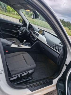 Balts BMW 318 2017 Trakai, ar dzinēja tilpumu 1.50 L un nobraukumu 128 tūkst. km par 12500 €, foto 20 vietnē AUTOMOTO.COM.LV