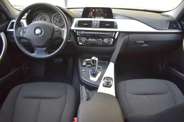 White BMW 318 2017 in Talsi, with an engine capacity of 2.00 L and mileage of 263 thousand km for 9900 €, photo 7 on AUTOMOTO.COM.LV