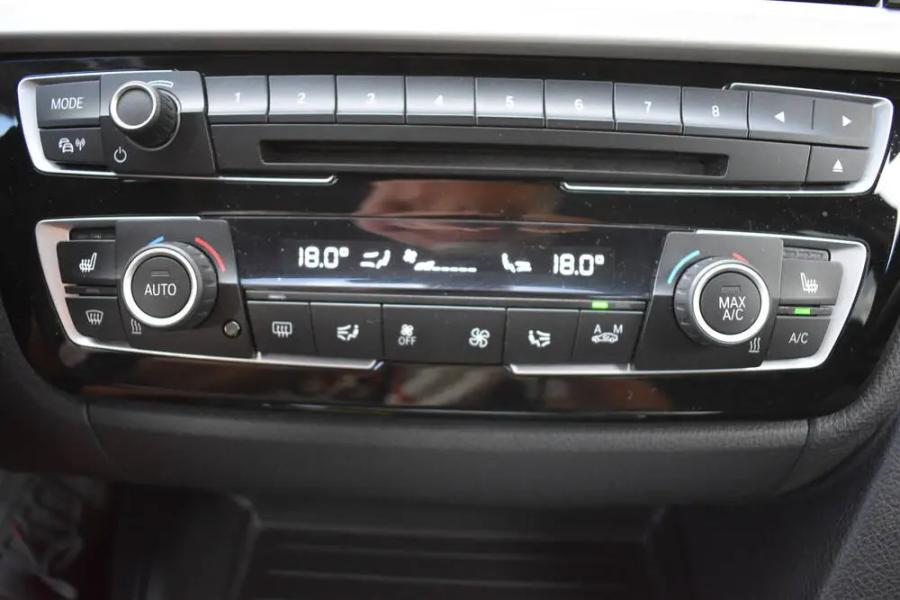 White BMW 318 2017 in Talsi, with an engine capacity of 2.00 L and mileage of 263 thousand km for 9900 €, photo 18 on AUTOMOTO.COM.LV