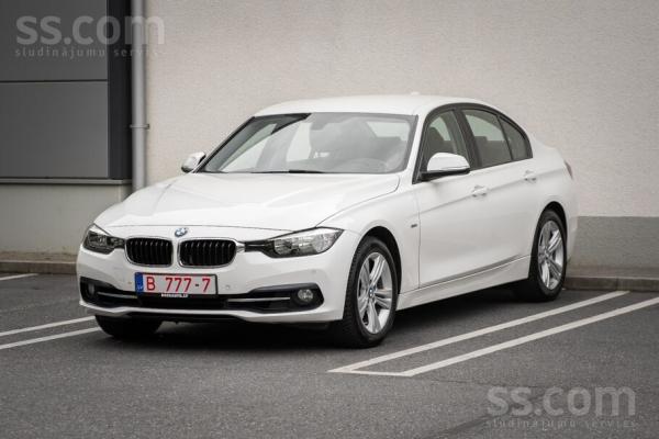 White BMW 318 2017 in Riga, with an engine capacity of 1.50 L and mileage of 151 thousand km for 12900 €, photo 1 on AUTOMOTO.COM.LV