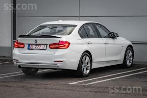 Balts BMW 318 2017 Rīga, ar dzinēja tilpumu 1.50 L un nobraukumu 151 tūkst. km par 11990 €, foto 5 vietnē AUTOMOTO.COM.LV