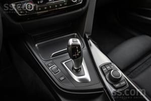Balts BMW 318 2017 Rīga, ar dzinēja tilpumu 1.50 L un nobraukumu 151 tūkst. km par 11990 €, foto 23 vietnē AUTOMOTO.COM.LV