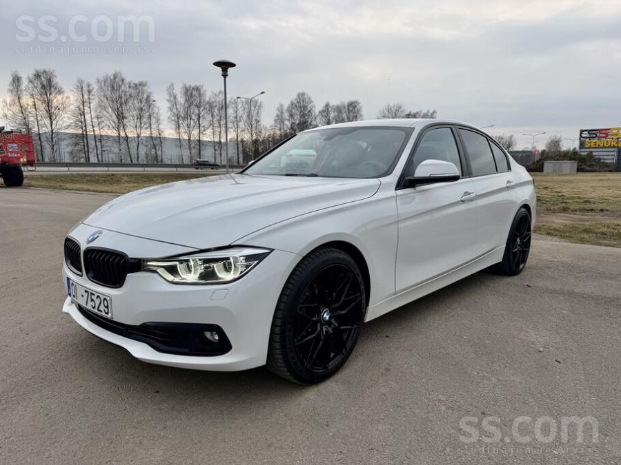 Balts BMW 318 2018 Jūrmala, ar dzinēja tilpumu 1.50 L un nobraukumu 165 tūkst. km par 13700 €, foto 1 vietnē AUTOMOTO.COM.LV