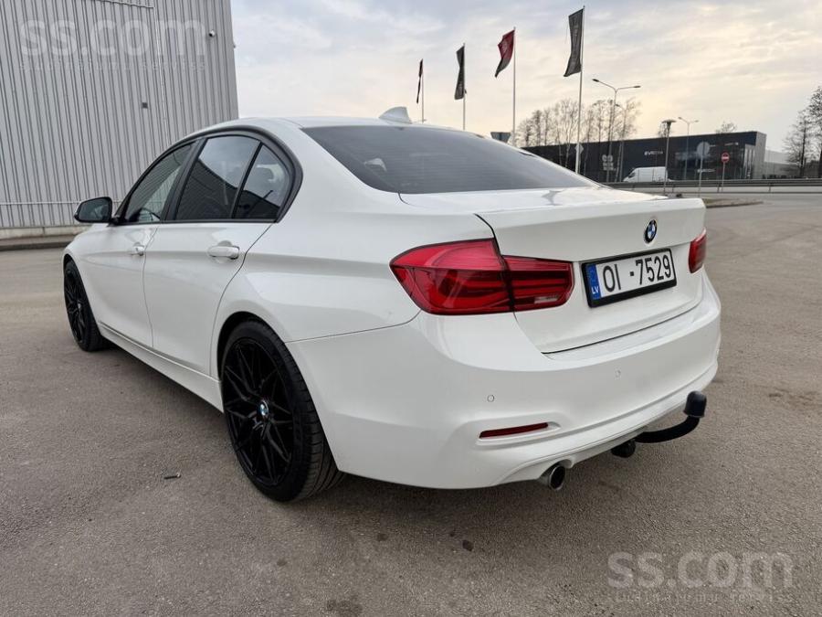 Balts BMW 318 2018 Jūrmala, ar dzinēja tilpumu 1.50 L un nobraukumu 165 tūkst. km par 13700 €, foto 3 vietnē AUTOMOTO.COM.LV