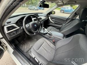 White BMW 318 2018 in Jurmala, with an engine capacity of 1.50 L and mileage of 171 thousand km for 12000 €, photo 10 on AUTOMOTO.COM.LV