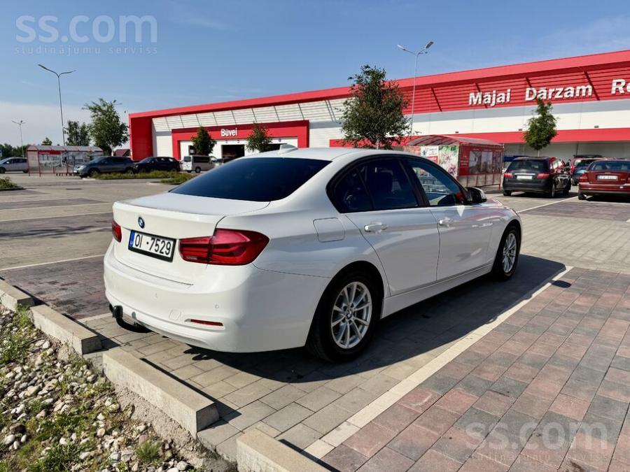 Белый БМВ 318 2018 в Рига, объемом двигателя 1.50 л и пробегом 174 тыс. км за 11200 €, фото 5 на AUTOMOTO.COM.LV