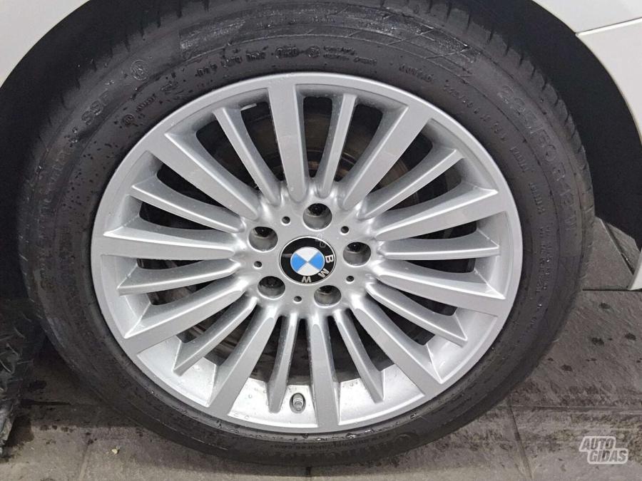 Balts BMW 318 2020 Kauņa, ar dzinēja tilpumu 2.00 L un nobraukumu 79 tūkst. km par 25344 €, foto 10 vietnē AUTOMOTO.COM.LV
