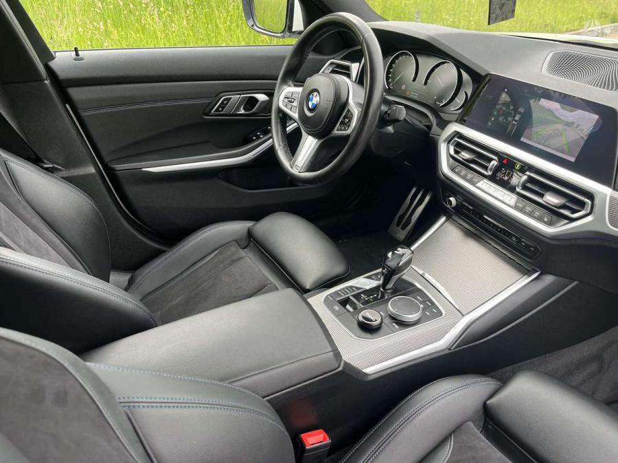 White BMW 318 2020 in Vilnius, with an engine capacity of 2.00 L and mileage of 185 thousand km for 21450 €, photo 20 on AUTOMOTO.COM.LV