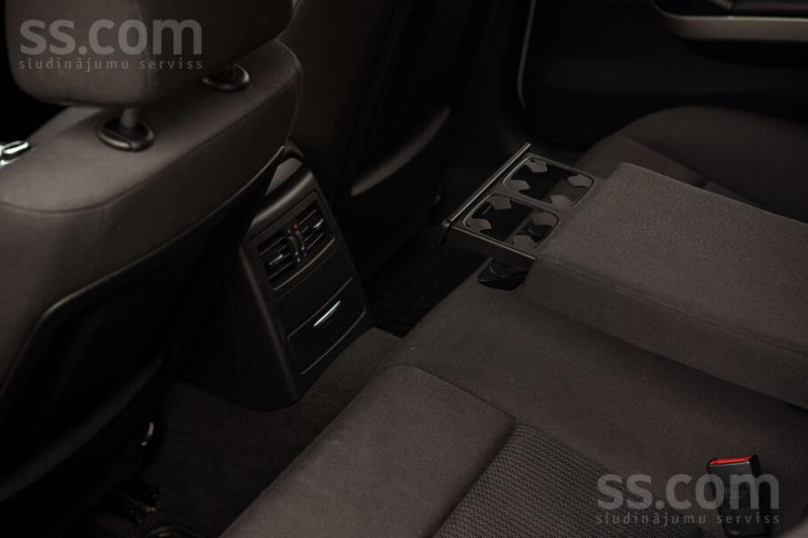 Balts BMW 318 2008 Jelgava, ar dzinēja tilpumu 2.00 L un nobraukumu 372 tūkst. km par 4500 €, foto 16 vietnē AUTOMOTO.COM.LV