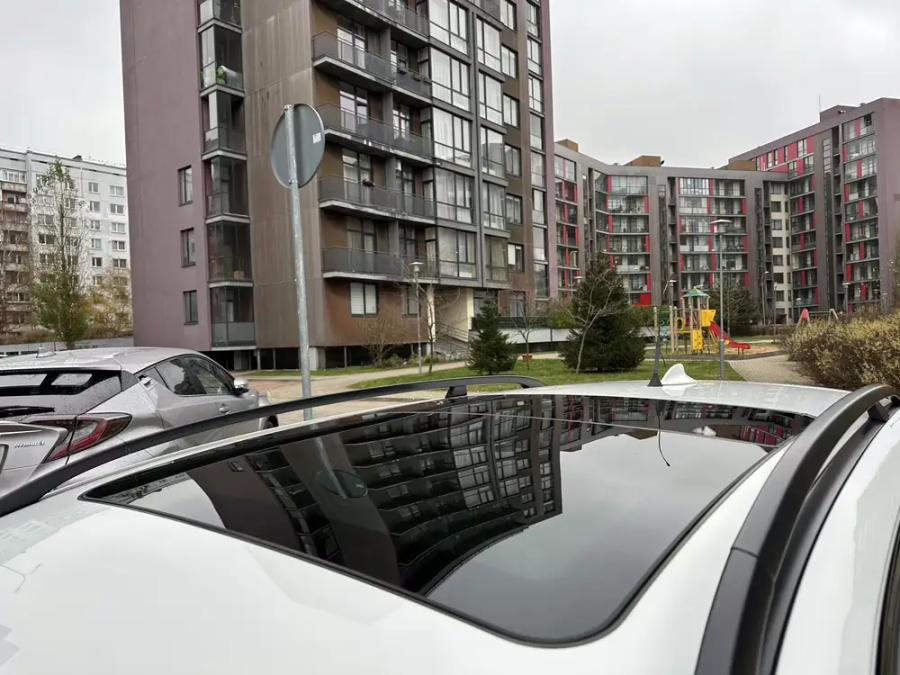 White BMW 318 2008 in Riga, with an engine capacity of 2.00 L and mileage of 252 thousand km for 3990 €, photo 6 on AUTOMOTO.COM.LV