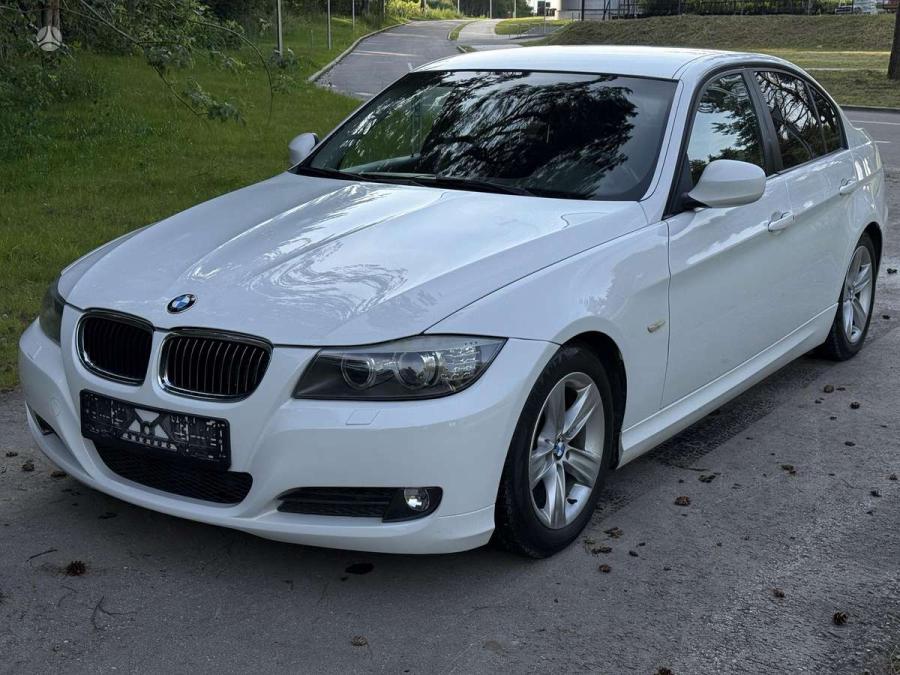 Balts BMW 318 2009 Utena, ar dzinēja tilpumu 2.00 L un nobraukumu 272 tūkst. km par 4990 €, foto 1 vietnē AUTOMOTO.COM.LV