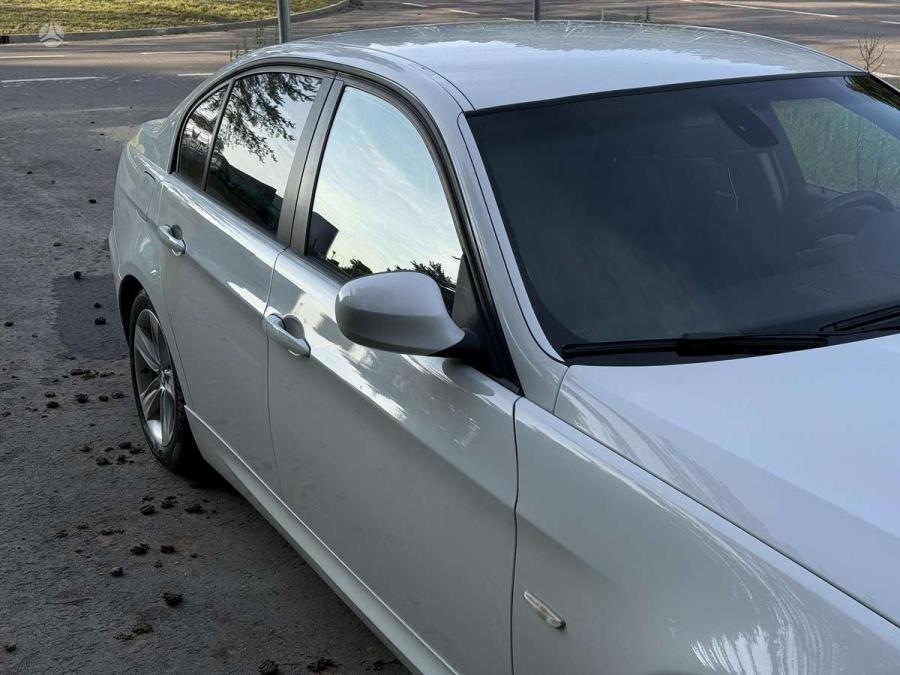 Balts BMW 318 2009 Utena, ar dzinēja tilpumu 2.00 L un nobraukumu 272 tūkst. km par 4990 €, foto 11 vietnē AUTOMOTO.COM.LV