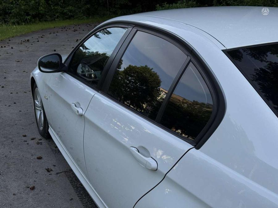 Balts BMW 318 2009 Utena, ar dzinēja tilpumu 2.00 L un nobraukumu 272 tūkst. km par 4990 €, foto 12 vietnē AUTOMOTO.COM.LV